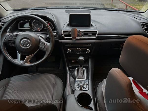 Brown Mazda 3 2015 in Tallinn, with an engine capacity of 2.00 L and mileage of 109 thousand km for 9300 €, photo 11 on AUTOMOTO.COM.LV