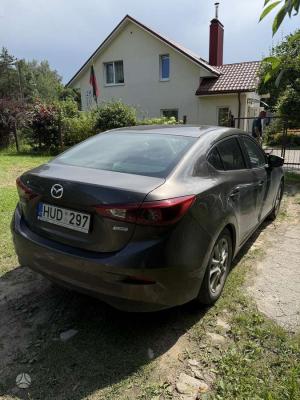Brown Mazda 3 2015 in Vilnius, with an engine capacity of 2.00 L and mileage of 122 thousand km for 8000 €, photo 5 on AUTOMOTO.COM.LV