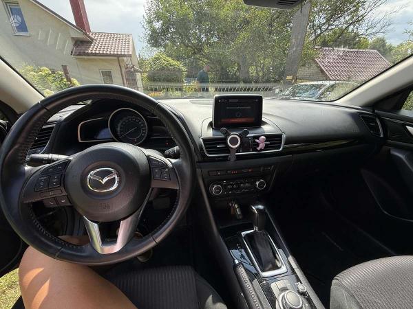Brūns Mazda 3 2015 Viļņa, ar dzinēja tilpumu 2.00 L un nobraukumu 122 tūkst. km par 8000 €, foto 5 vietnē AUTOMOTO.COM.LV