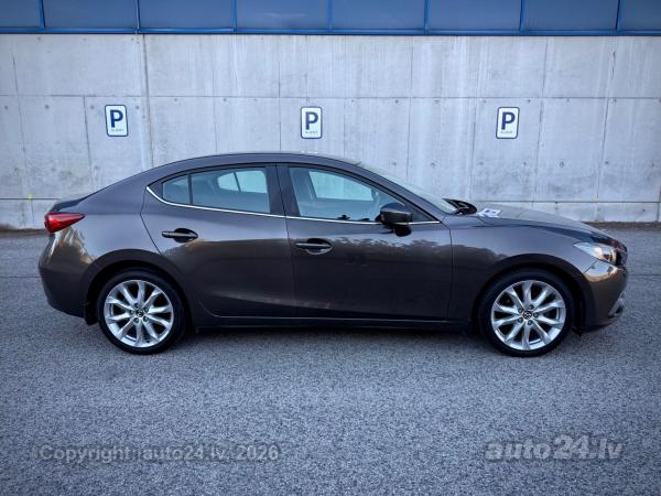 Brūns Mazda 3 2015 Tallina, ar dzinēja tilpumu 2.00 L un nobraukumu 111 tūkst. km par 8900 €, foto 4 vietnē AUTOMOTO.COM.LV