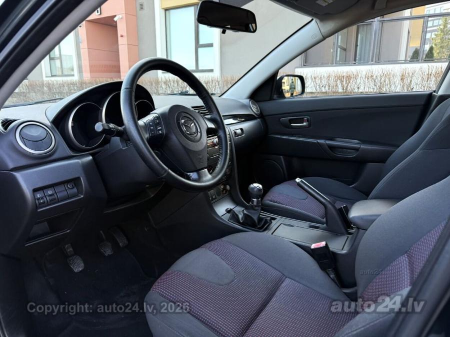Zaļš Mazda 3 2005 Tallina, ar dzinēja tilpumu 1.60 L un nobraukumu 170 tūkst. km par 1700 €, foto 10 vietnē AUTOMOTO.COM.LV
