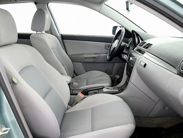 Zaļš Mazda 3 2005 Tallina, ar dzinēja tilpumu 1.60 L un nobraukumu 132 tūkst. km par 699 €, foto 6 vietnē AUTOMOTO.COM.LV