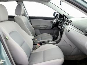 Green Mazda 3 2005 in Tallinn, with an engine capacity of 1.60 L and mileage of 132 thousand km for 699 €, photo 14 on AUTOMOTO.COM.LV