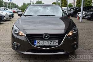 Green Mazda 3 2014 in Riga, with an engine capacity of 1.50 L and mileage of 55 thousand km for 7500 €, photo 2 on AUTOMOTO.COM.LV