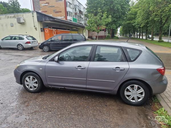 Pelēks Mazda 3 2004 Šauļi, ar dzinēja tilpumu 1.40 L un nobraukumu 290 tūkst. km par 350 €, foto 6 vietnē AUTOMOTO.COM.LV