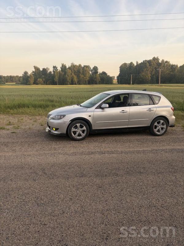 Grey Mazda 3 2004 in Tukums, with an engine capacity of 1.60 L and mileage of 274 thousand km for 1000 €, photo 3 on AUTOMOTO.COM.LV