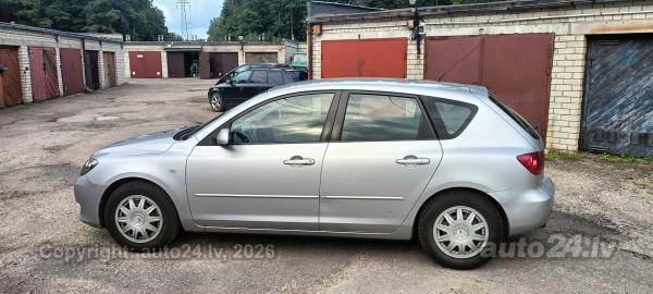 Мазда 3 2004 в Рига на AUTOMOTO.COM.LV Серый Мазда 3 2004 в Рига, объемом двигателя 1.00 л и пробегом 88 тыс. км за 1650 €, фото 1 на AUTOMOTO.COM.LV