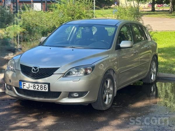 Grey Mazda 3 2005 in Riga, with an engine capacity of 1.60 L and mileage of 206 thousand km for 1500 €, photo 3 on AUTOMOTO.COM.LV