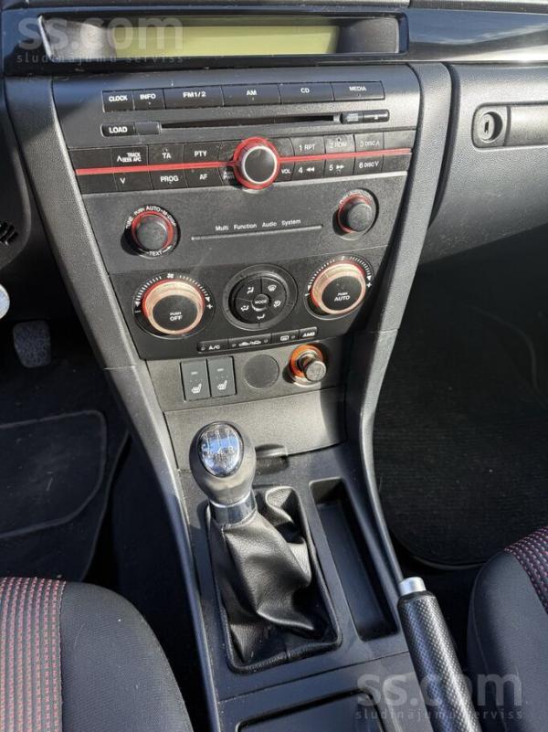 Pelēks Mazda 3 2006 Jelgava, ar dzinēja tilpumu 1.60 L un nobraukumu 167 tūkst. km par 3900 €, foto 7 vietnē AUTOMOTO.COM.LV