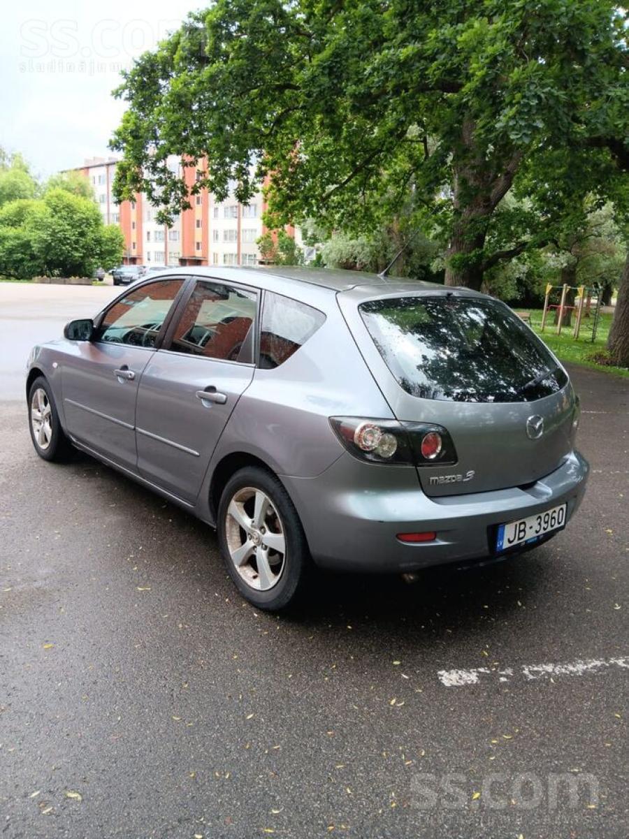 Pelēks Mazda 3 2006 Tukums, ar dzinēja tilpumu 1.60 L un nobraukumu 260 tūkst. km par 1550 €, foto 3 vietnē AUTOMOTO.COM.LV