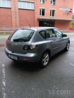 Pelēks Mazda 3 2006 Tukums, ar dzinēja tilpumu 1.60 L un nobraukumu 260 tūkst. km par 1550 €, foto 4 vietnē AUTOMOTO.COM.LV