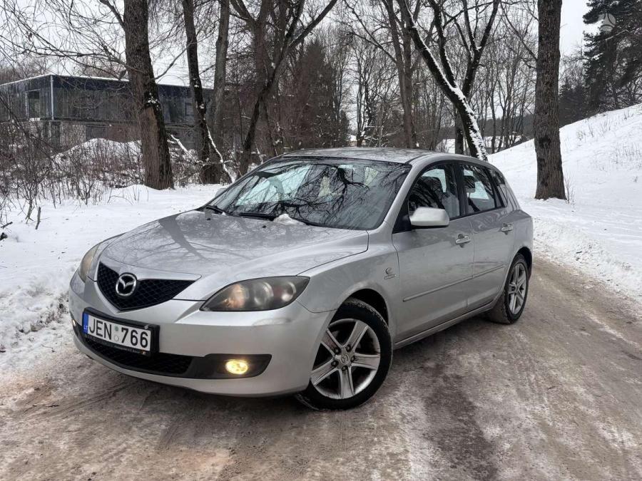 Grey Mazda 3 2006 in Vilnius, with an engine capacity of 1.56 L and mileage of 299 thousand km for 780 €, photo 2 on AUTOMOTO.COM.LV