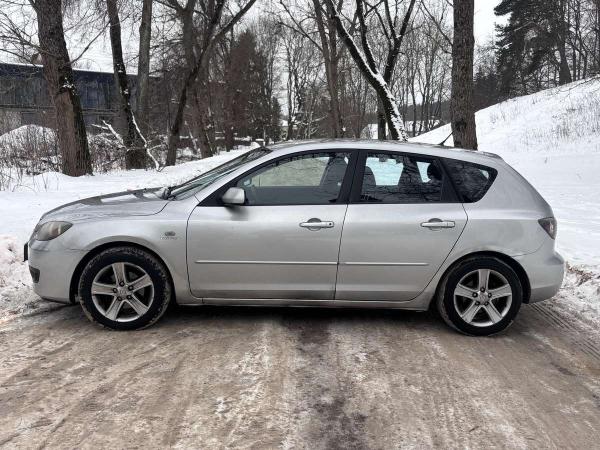 Grey Mazda 3 2006 in Vilnius, with an engine capacity of 1.56 L and mileage of 299 thousand km for 780 €, photo 3 on AUTOMOTO.COM.LV