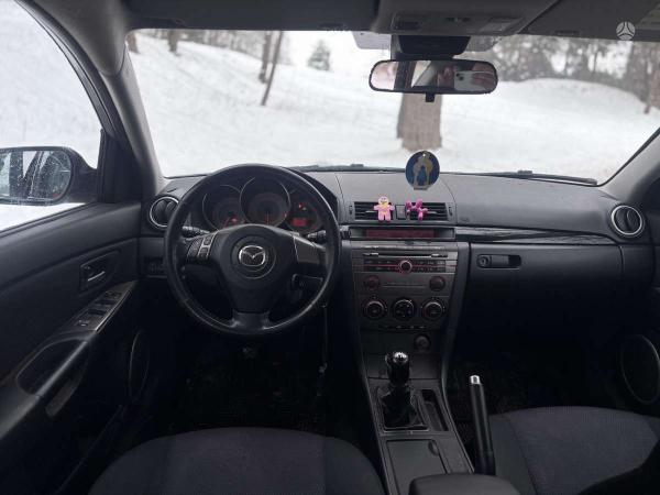 Grey Mazda 3 2006 in Vilnius, with an engine capacity of 1.56 L and mileage of 299 thousand km for 780 €, photo 8 on AUTOMOTO.COM.LV