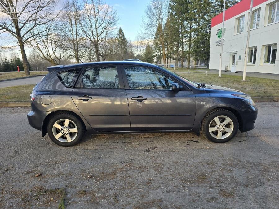 Grey Mazda 3 2006 in Radviliskis, with an engine capacity of 1.60 L and mileage of 321 thousand km for 1390 €, photo 11 on AUTOMOTO.COM.LV