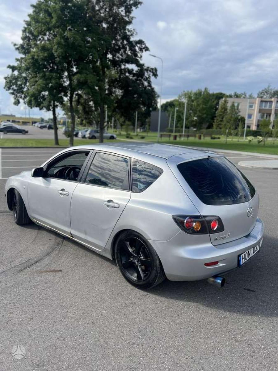 Pelēks Mazda 3 2006 Kauņa, ar dzinēja tilpumu 1.60 L un nobraukumu 244 tūkst. km par 700 €, foto 1 vietnē AUTOMOTO.COM.LV