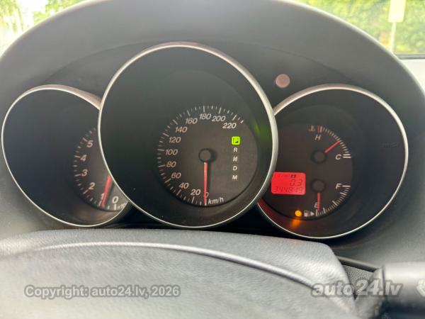 Серый Мазда 3 2006 в Таллин, объемом двигателя 1.60 л и пробегом 344 тыс. км за 1000 €, фото 10 на AUTOMOTO.COM.LV