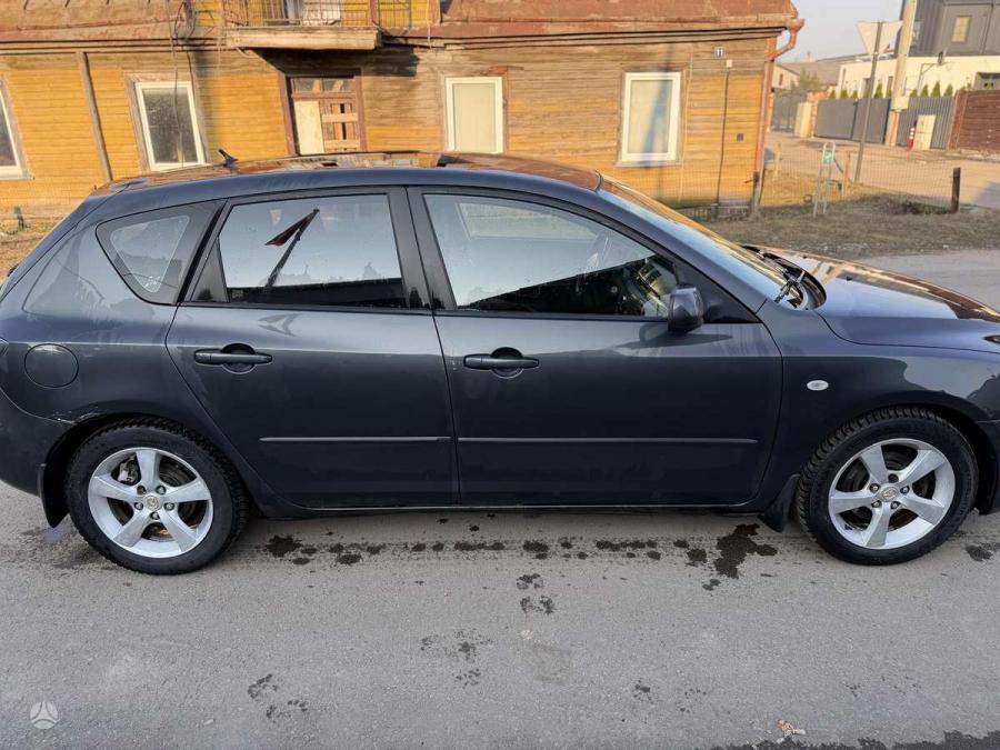 Серый Мазда 3 2006 в Каунас, объемом двигателя 1.60 л и пробегом 326 тыс. км за 1550 €, фото 9 на AUTOMOTO.COM.LV