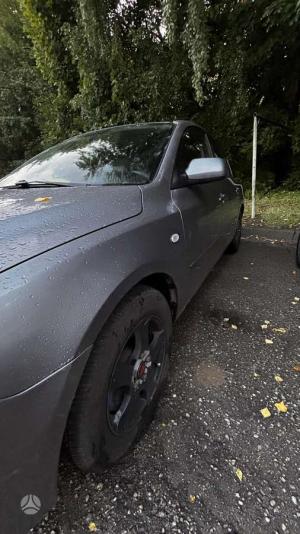Grey Mazda 3 2006 in Vilnius, with an engine capacity of 1.60 L and mileage of 282 thousand km for 600 €, photo 6 on AUTOMOTO.COM.LV