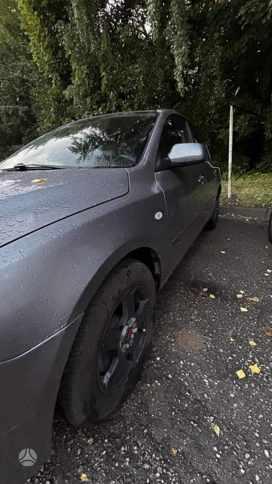 Grey Mazda 3 2006 in Vilnius, with an engine capacity of 1.60 L and mileage of 282 thousand km for 600 €, photo 6 on AUTOMOTO.COM.LV