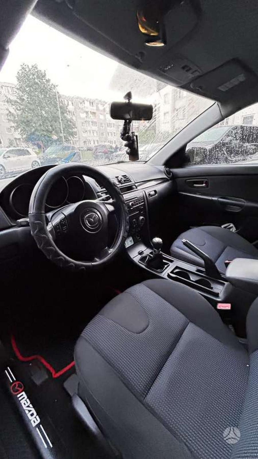 Grey Mazda 3 2006 in Vilnius, with an engine capacity of 1.60 L and mileage of 282 thousand km for 600 €, photo 8 on AUTOMOTO.COM.LV