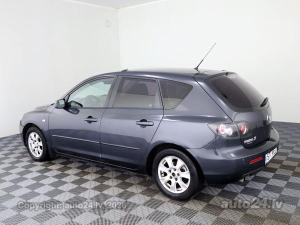 Pelēks Mazda 3 2006 Tallina, ar dzinēja tilpumu 1.60 L un nobraukumu 177 tūkst. km par 999 €, foto 5 vietnē AUTOMOTO.COM.LV