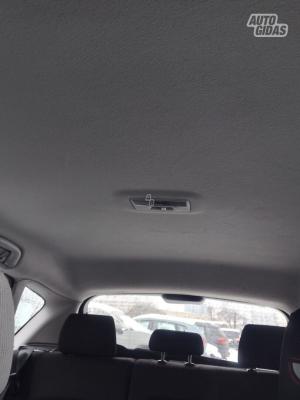 Pelēks Mazda 3 2007 Viļņa, ar dzinēja tilpumu 1.60 L un nobraukumu 242 tūkst. km par 1000 €, foto 5 vietnē AUTOMOTO.COM.LV