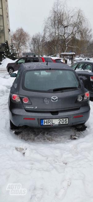 Pelēks Mazda 3 2007 Viļņa, ar dzinēja tilpumu 1.60 L un nobraukumu 242 tūkst. km par 1000 €, foto 8 vietnē AUTOMOTO.COM.LV