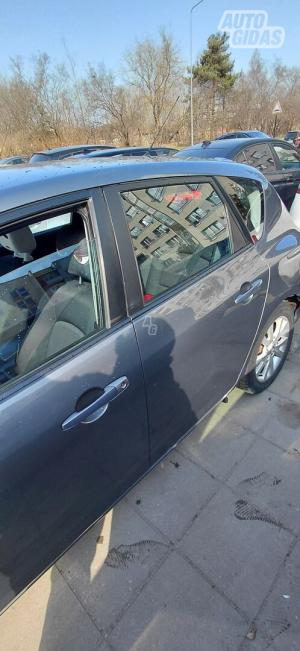 Pelēks Mazda 3 2007 Viļņa, ar dzinēja tilpumu 1.60 L un nobraukumu 242 tūkst. km par 1000 €, foto 10 vietnē AUTOMOTO.COM.LV
