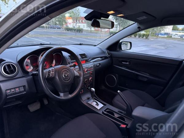 Grey Mazda 3 2007 in Riga, with an engine capacity of 1.60 L and mileage of 170 thousand km for 1100 €, photo 2 on AUTOMOTO.COM.LV