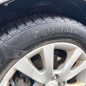 Pelēks Mazda 3 2007 Viļņa, ar dzinēja tilpumu 1.60 L un nobraukumu 168 tūkst. km par 1800 €, foto 18 vietnē AUTOMOTO.COM.LV