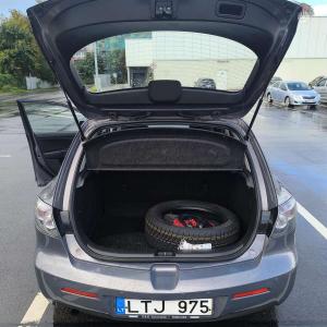 Pelēks Mazda 3 2007 Viļņa, ar dzinēja tilpumu 1.60 L un nobraukumu 168 tūkst. km par 1800 €, foto 21 vietnē AUTOMOTO.COM.LV