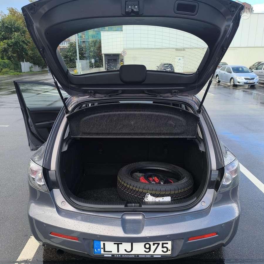 Pelēks Mazda 3 2007 Viļņa, ar dzinēja tilpumu 1.60 L un nobraukumu 168 tūkst. km par 1800 €, foto 21 vietnē AUTOMOTO.COM.LV