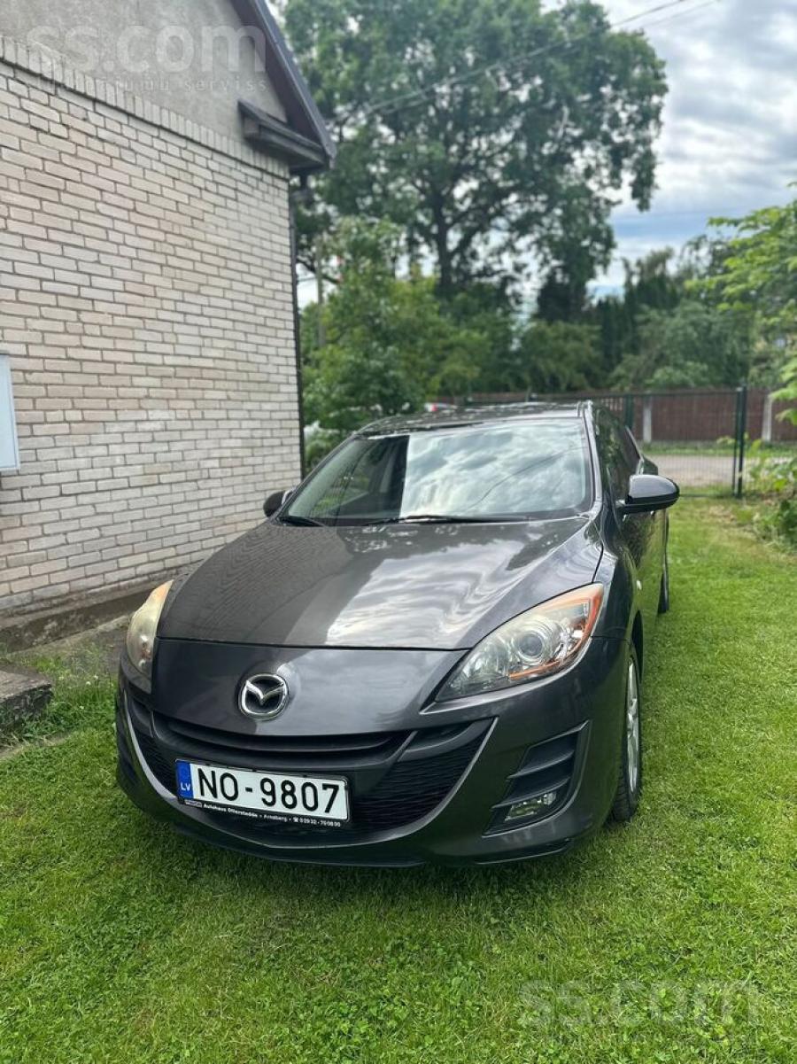 Grey Mazda 3 2009 in Riga, with an engine capacity of 1.60 L and mileage of 180 thousand km for 2000 €, photo 3 on AUTOMOTO.COM.LV