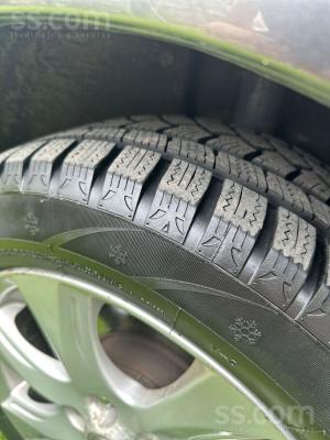 Grey Mazda 3 2009 in Riga, with an engine capacity of 1.60 L and mileage of 180 thousand km for 2000 €, photo 9 on AUTOMOTO.COM.LV