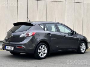 Pelēks Mazda 3 2009 Rīga, ar dzinēja tilpumu 1.60 L un nobraukumu 179 tūkst. km par 1750 €, foto 5 vietnē AUTOMOTO.COM.LV