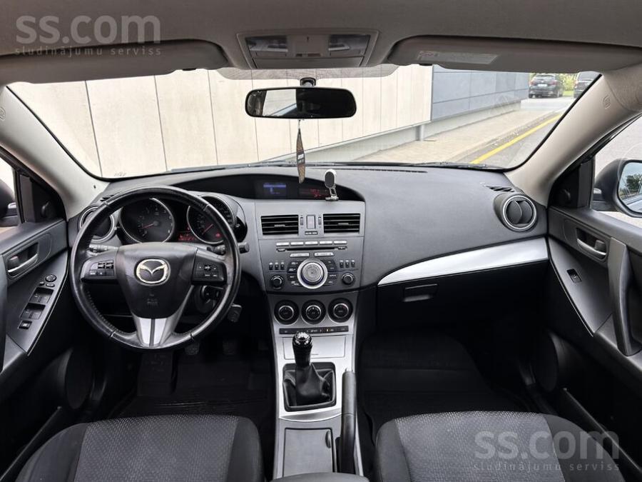 Pelēks Mazda 3 2009 Rīga, ar dzinēja tilpumu 1.60 L un nobraukumu 179 tūkst. km par 1750 €, foto 9 vietnē AUTOMOTO.COM.LV