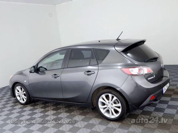 Grey Mazda 3 2010 in Tallinn, with an engine capacity of 1.60 L and mileage of 232 thousand km for 1999 €, photo 4 on AUTOMOTO.COM.LV