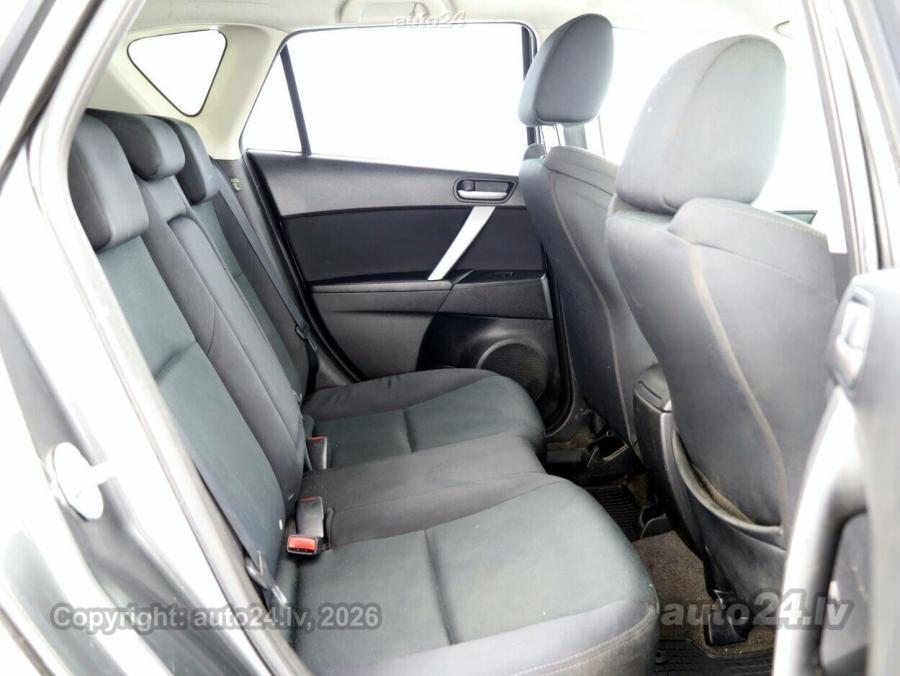 Grey Mazda 3 2010 in Tallinn, with an engine capacity of 1.60 L and mileage of 232 thousand km for 1999 €, photo 7 on AUTOMOTO.COM.LV