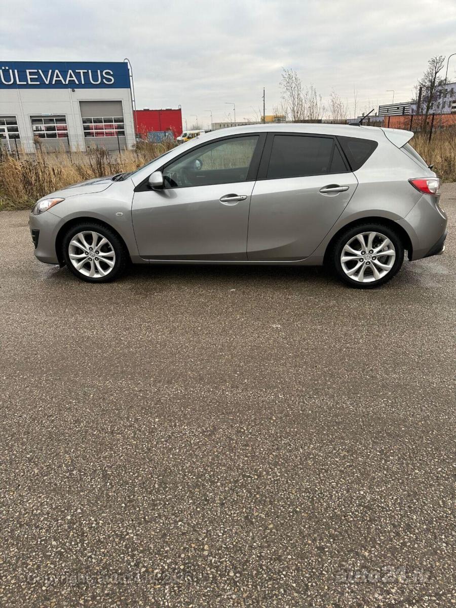 Pelēks Mazda 3 2010 Tallina, ar dzinēja tilpumu 1.60 L un nobraukumu 277 tūkst. km par 3999 €, foto 2 vietnē AUTOMOTO.COM.LV