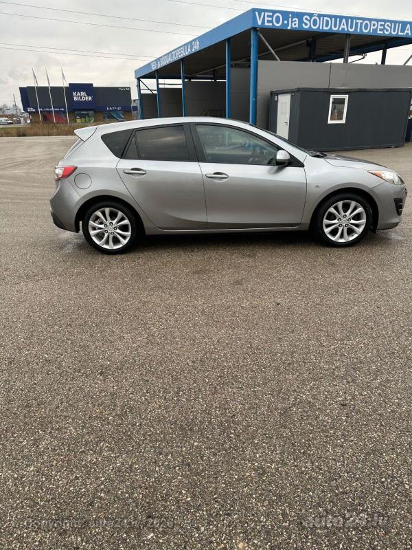 Pelēks Mazda 3 2010 Tallina, ar dzinēja tilpumu 1.60 L un nobraukumu 277 tūkst. km par 3999 €, foto 4 vietnē AUTOMOTO.COM.LV