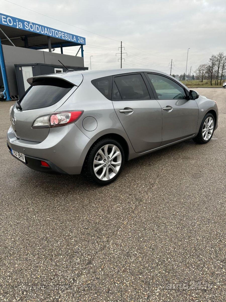 Pelēks Mazda 3 2010 Tallina, ar dzinēja tilpumu 1.60 L un nobraukumu 277 tūkst. km par 3999 €, foto 5 vietnē AUTOMOTO.COM.LV