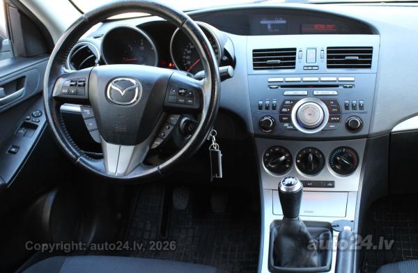 Pelēks Mazda 3 2010 Rapla, ar dzinēja tilpumu 1.60 L un nobraukumu 159 tūkst. km par 2890 €, foto 8 vietnē AUTOMOTO.COM.LV