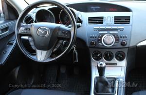 Pelēks Mazda 3 2010 Rapla, ar dzinēja tilpumu 1.60 L un nobraukumu 159 tūkst. km par 2890 €, foto 9 vietnē AUTOMOTO.COM.LV