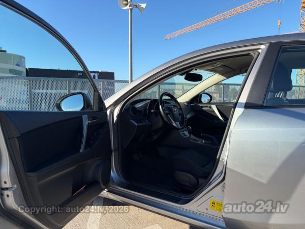 Grey Mazda 3 2010 in Tallinn, with an engine capacity of 2.00 L and mileage of 214 thousand km for 3190 €, photo 8 on AUTOMOTO.COM.LV