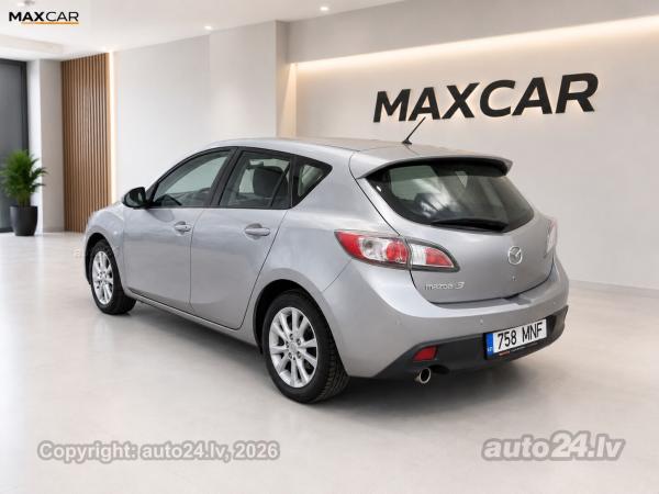 Pelēks Mazda 3 2010 Tallina, ar dzinēja tilpumu 2.00 L un nobraukumu 213 tūkst. km par 3999 €, foto 4 vietnē AUTOMOTO.COM.LV