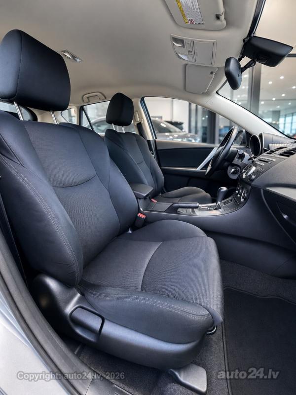 Pelēks Mazda 3 2010 Tallina, ar dzinēja tilpumu 2.00 L un nobraukumu 213 tūkst. km par 3999 €, foto 7 vietnē AUTOMOTO.COM.LV