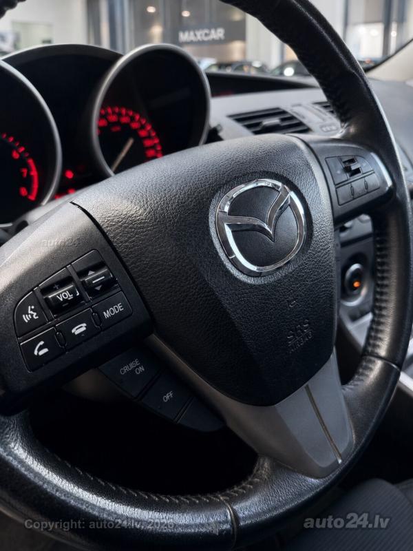 Pelēks Mazda 3 2010 Tallina, ar dzinēja tilpumu 2.00 L un nobraukumu 213 tūkst. km par 3999 €, foto 8 vietnē AUTOMOTO.COM.LV
