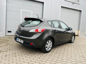 Grey Mazda 3 2010 in Riga, with an engine capacity of 1.60 L and mileage of 245 thousand km for 1300 €, photo 6 on AUTOMOTO.COM.LV