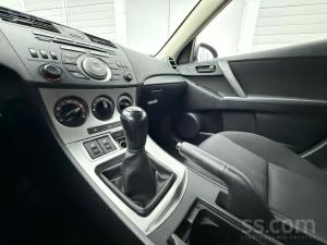 Grey Mazda 3 2010 in Riga, with an engine capacity of 1.60 L and mileage of 245 thousand km for 1300 €, photo 12 on AUTOMOTO.COM.LV